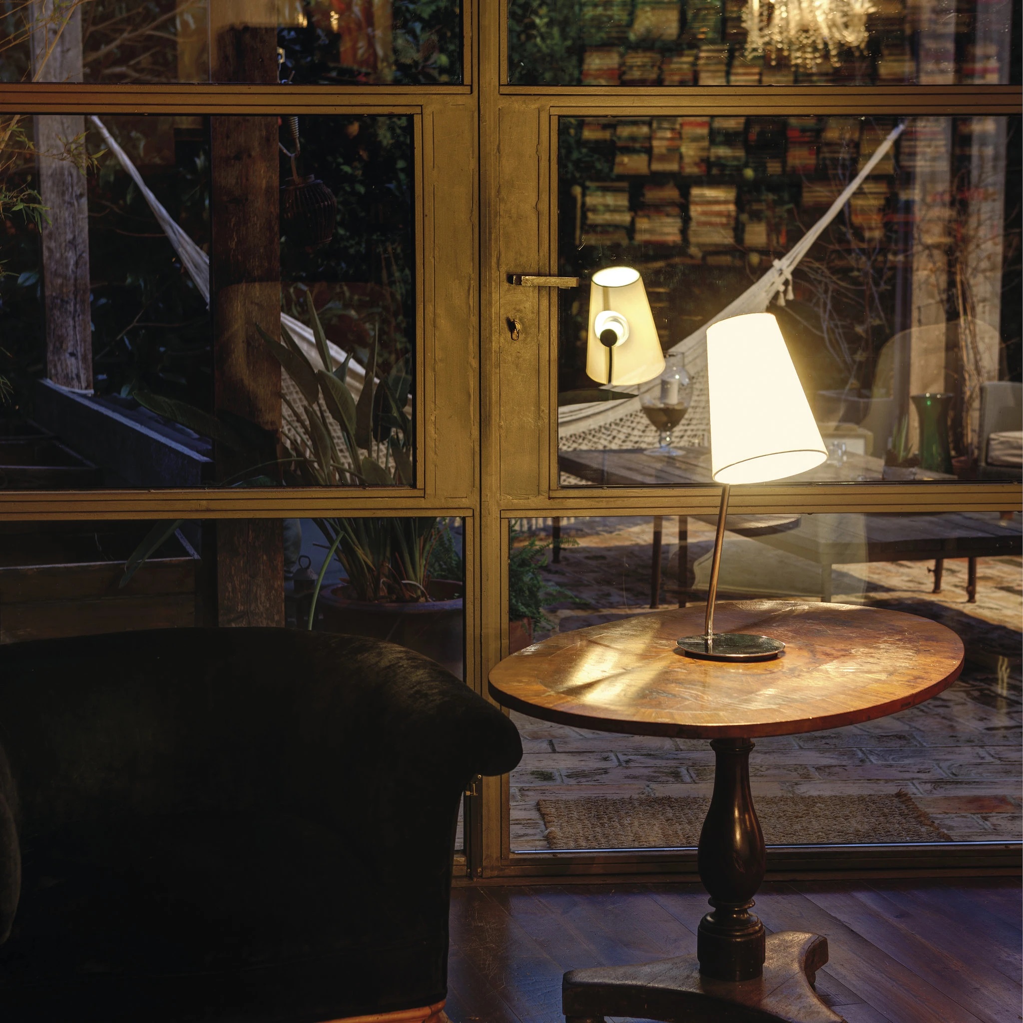 Lupe Indoor Table Light Sanipex Group - UAE